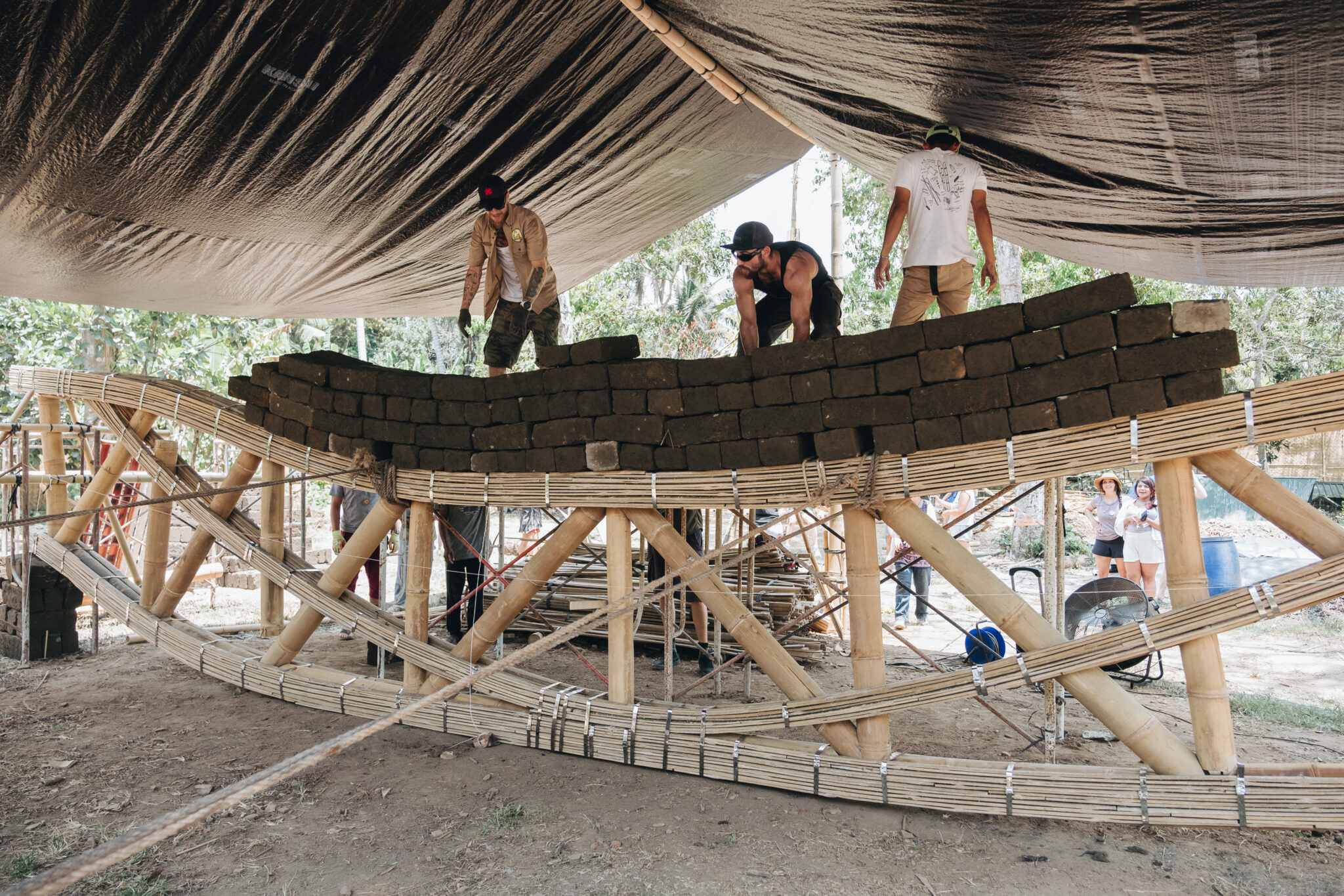 Experimenting New Methods For Testing Bamboo Trusses - Bamboo U